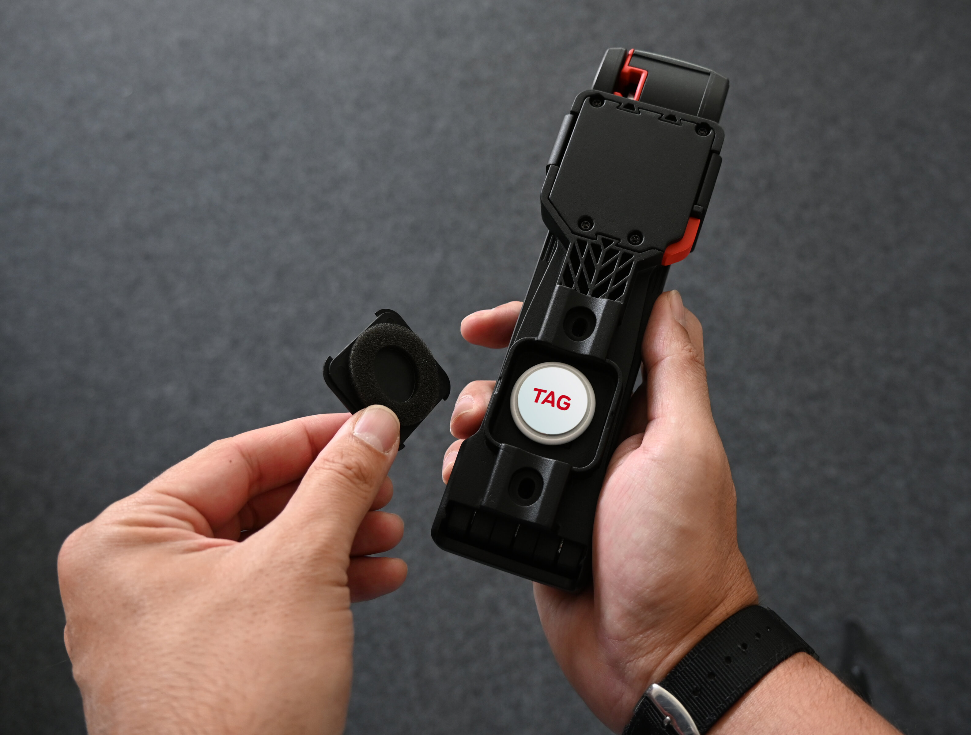 Trelock Faltschloss mit Airtag-Halter: Doppelte Sicherheit fürs Fahrrad ...